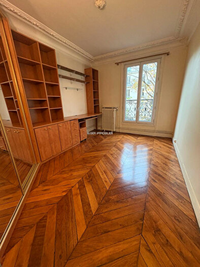 Appartement à vendre - Paris e  - 3 pièces - 2 chambres