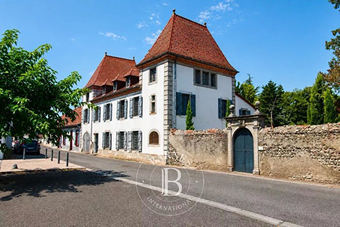Maison 10 pièces à Tarbes, à vendre