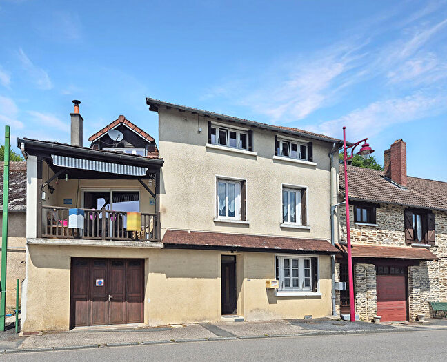 Maison à vendre - Coussac-Bonneval - 5 pièces - 3 chambres