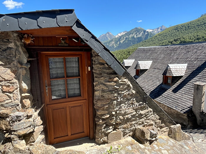 Saint-Lary-Soulan : Maison 5 pièces à vendre