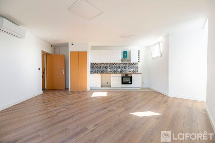 Appartement 3 pièces à louer à Hautes Bruyeres, Villejuif
