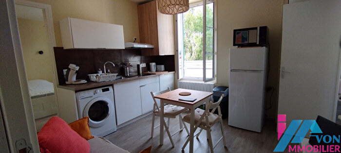Appartement 2 pièces à louer - Avon, Centre-ville, Village