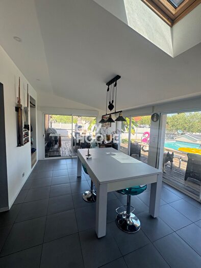 Maison à vendre - Villeneuve-lès-Bouloc - 5 pièces - 3 chambres