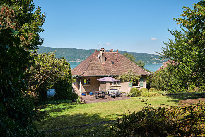 Maison 6 pièces à vendre à Veyrier-du-Lac