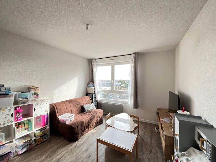 Appartement à louer - Centre Ville, Blois - 2 pièces - 1 chambre