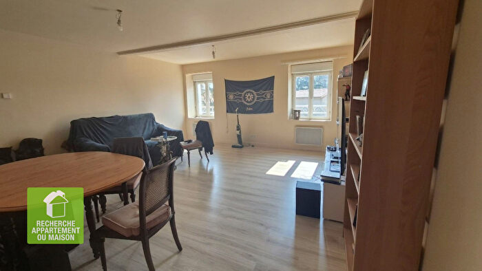 Appartement à vendre - Chavanoz - 3 pièces - 2 chambres