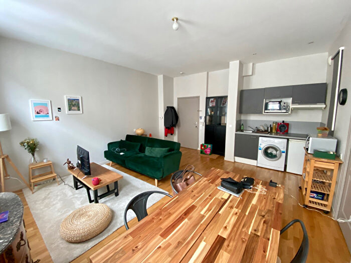 Appartement à vendre - Tours, Centre-ville - 2 pièces - 1 chambre