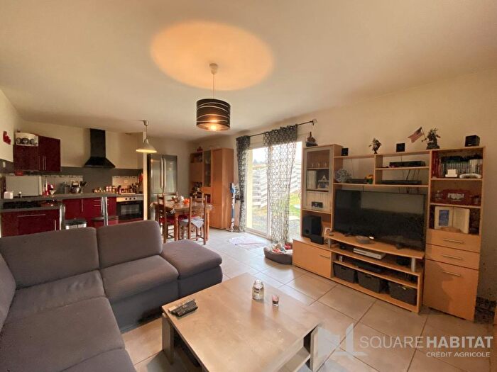 Appartement 3 pièces à Les Martres-de-Veyre, à louer