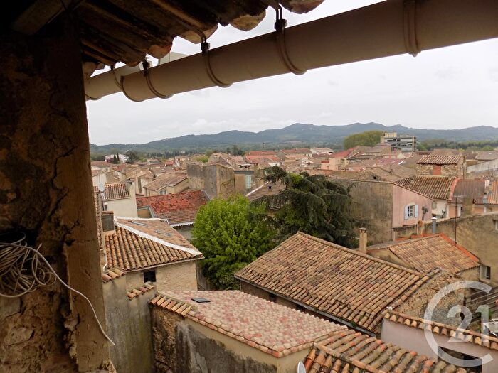 Appartement à louer - Bagnols-sur-Cèze, Centre-ville - 2 pièces - 1 chambre