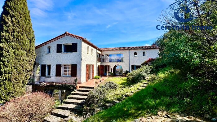 Maison à vendre - Céret - 12 pièces - 8 chambres