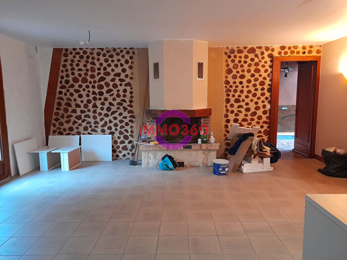 Appartement à vendre - Azé - 4 pièces - 2 chambres