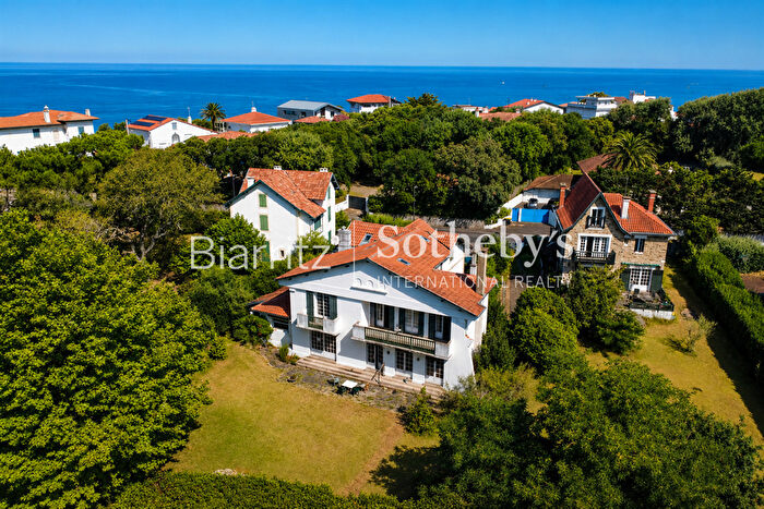 Anglet, Chambre d'Amour - Maison 11 pièces à vendre