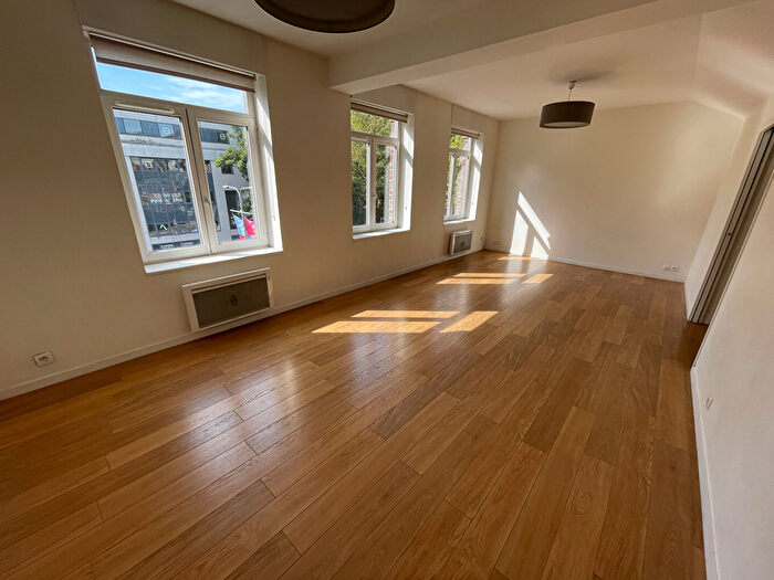 Appartement à vendre - Lille, Centre-ville, Euralille - 4 pièces - 3 chambres