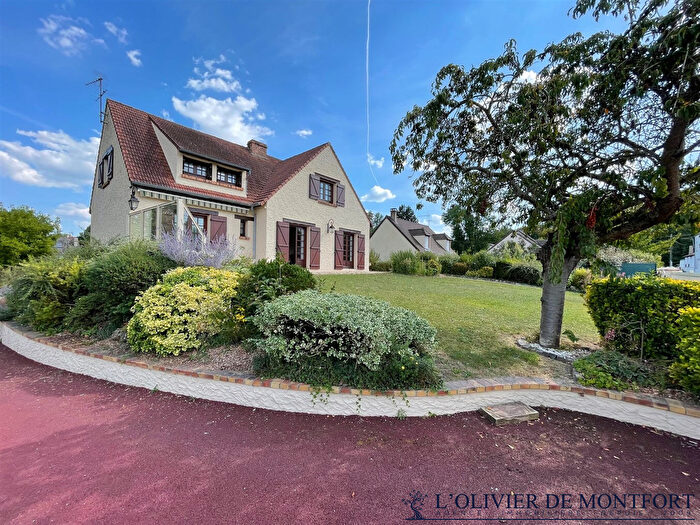 Maison à vendre - Montfort-lAmaury - 8 pièces - 6 chambres