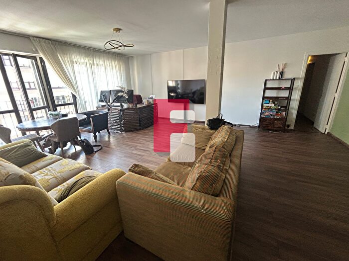 Appartement 7 pièces à Troyes, à vendre