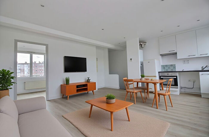 Appartement à vendre - Lomme, Bourg, Délivrance - 2 pièces - 1 chambre