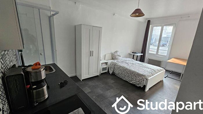 Appartement à louer - Ballainvilliers, Clermont-Ferrand - 1 pièce