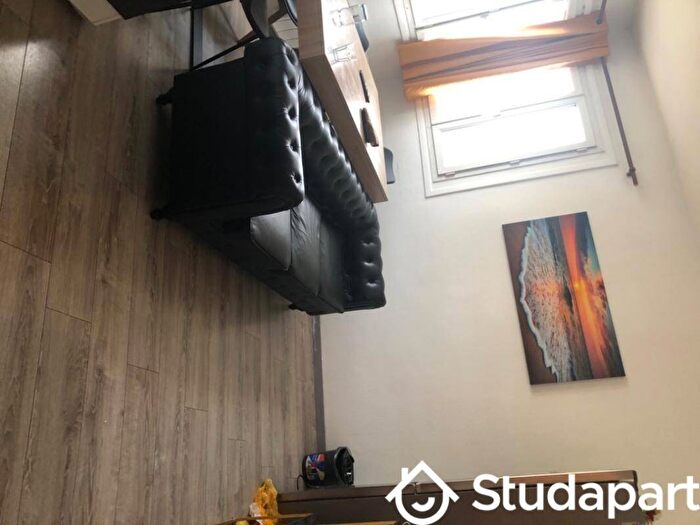 Appartement à louer - Centre, Nanterre - 1 pièce - 1 chambre