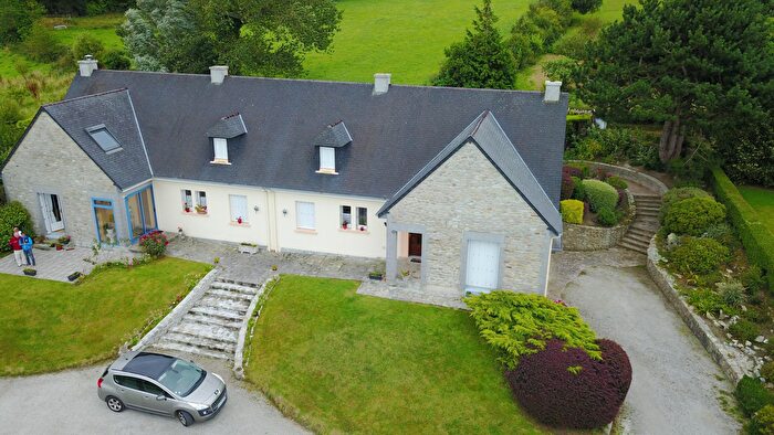 Maison à vendre - Tourlaville, Est Sud - 6 pièces - 4 chambres