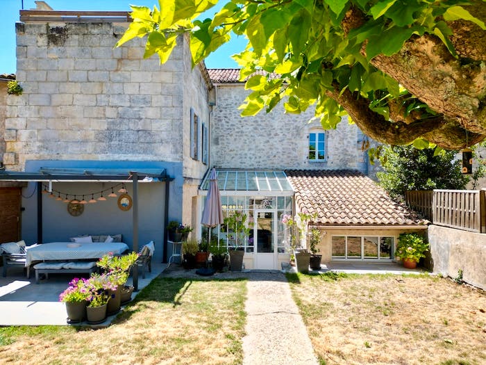 Maison 10 pièces à postalCode, à vendre