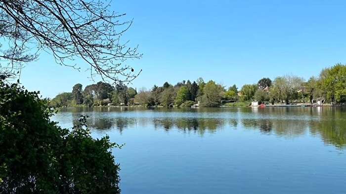 Maison à vendre - Villeneuve-sur-Lot - 8 pièces - 3 chambres