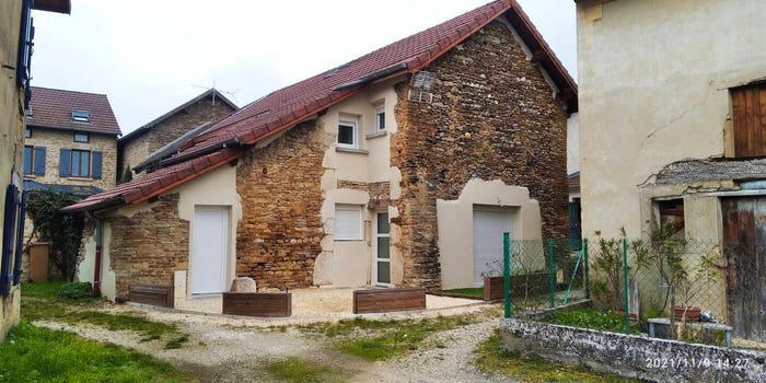 Leyrieu : Maison 3 pièces à louer