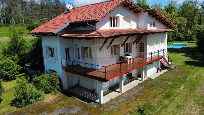 Maison à vendre - Castelnau-Magnoac - 7 pièces - 4 chambres