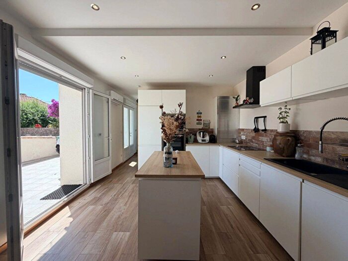 Maison 4 pièces à louer à Extension Centre Ville, La Ciotat