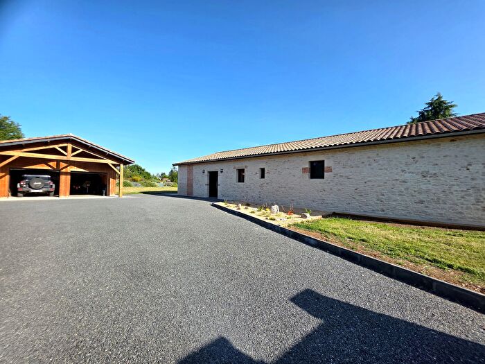 Razac-dEymet - Maison 7 pièces à vendre