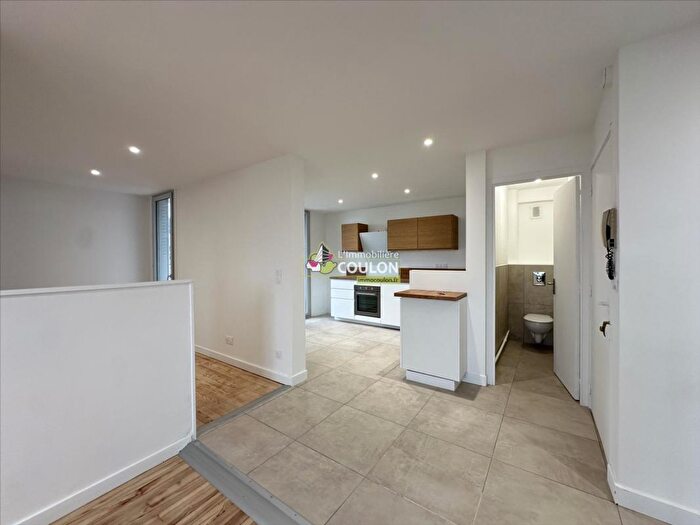 Clermont-Ferrand, Cotes de Clermont : Appartement 3 pièces à louer