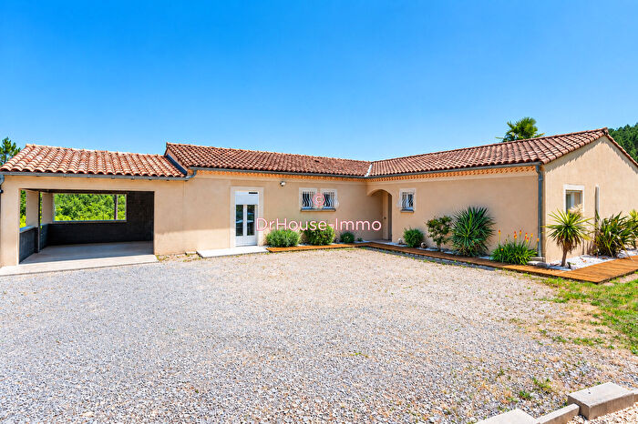 Maison 10 pièces à Mercuer, à vendre