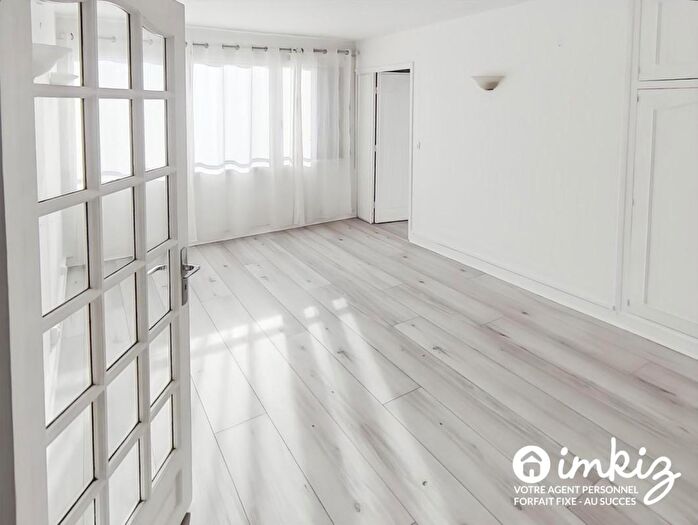 Villemomble, Eglise : Appartement 2 pièces à vendre