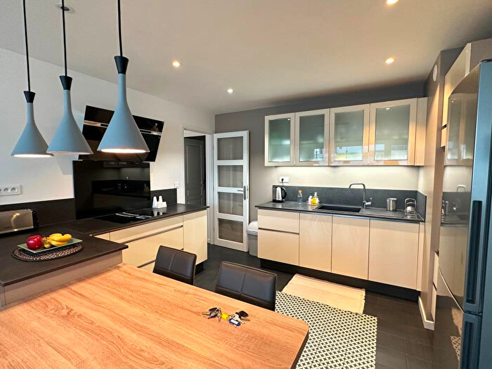 Ivry-sur-Seine, Petit Ivry - Appartement 5 pièces à louer
