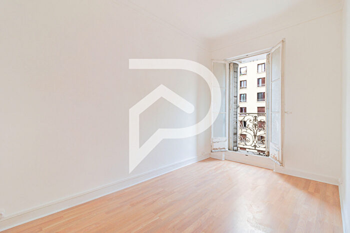 Appartement à vendre - Marseille e , La Joliette - 4 pièces - 3 chambres