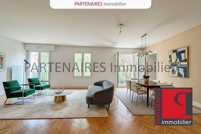 Appartement 6 pièces à vendre à Le Chesnay, Nouveau Chesnay