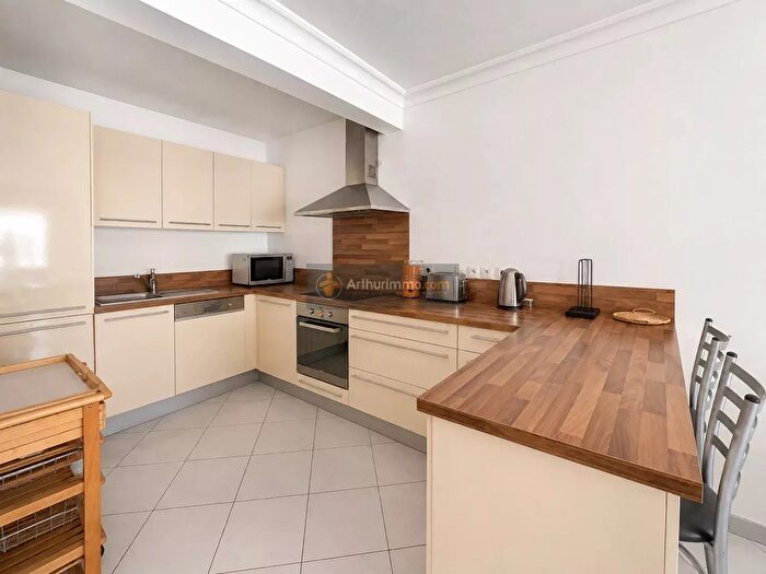 Appartement 3 pièces à Saint-Raphaël, Centre-ville, à vendre