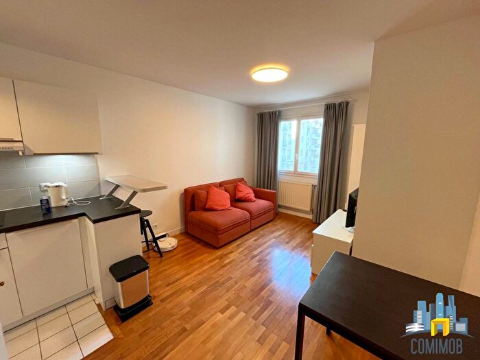 Appartement 2 pièces à louer à Faubourg de lArche, Courbevoie