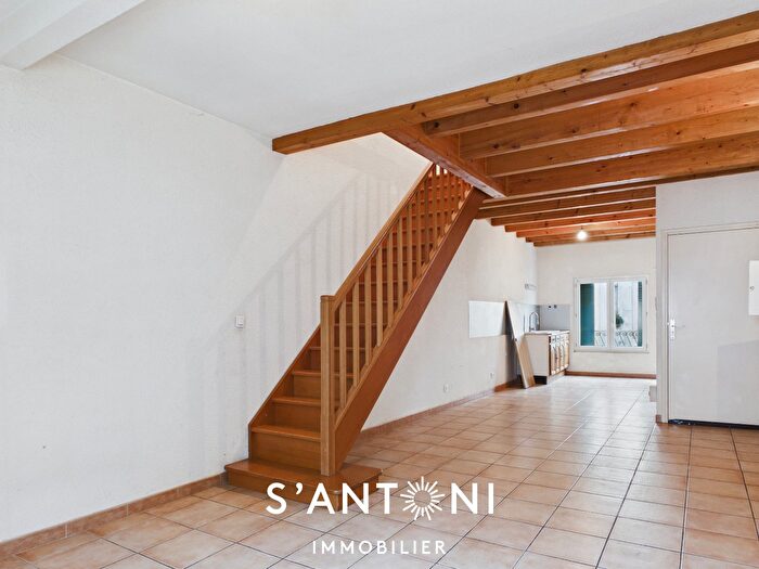 Appartement à vendre - Vias, Ville - 3 pièces - 2 chambres