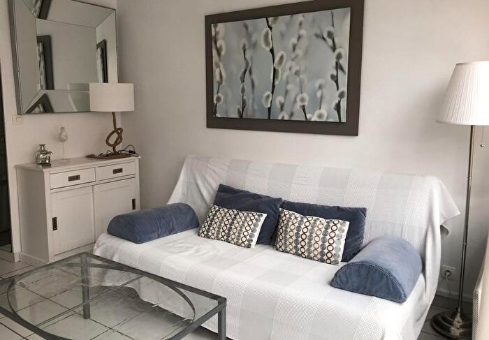 Bordeaux, Saint-Christoly : Appartement 2 pièces à louer