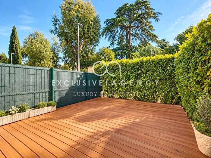 Cannes, Californie Pezou - Appartement 2 pièces à vendre