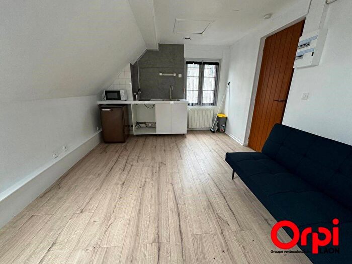 Appartement 1 pièce à louer - Plateau, Laon