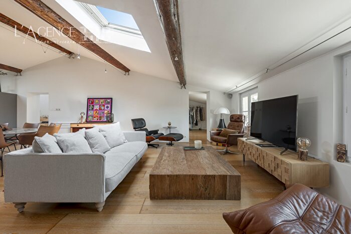 Appartement à vendre - Aix-en-Provence, Centre-ville - 3 pièces - 2 chambres