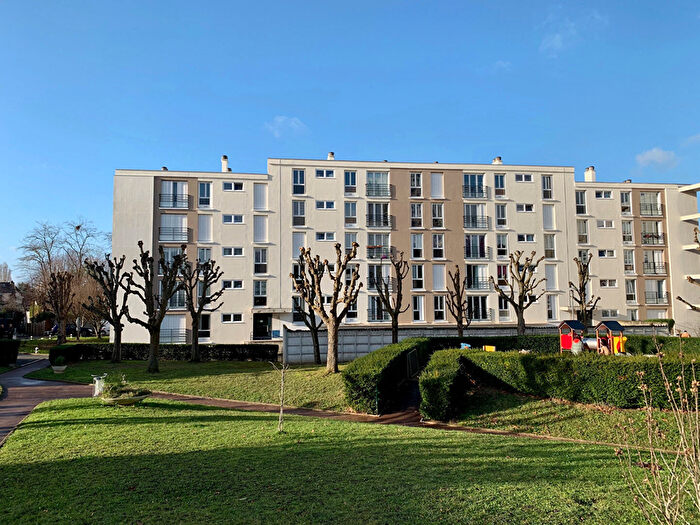 Chatou, Nord - Appartement 3 pièces à vendre