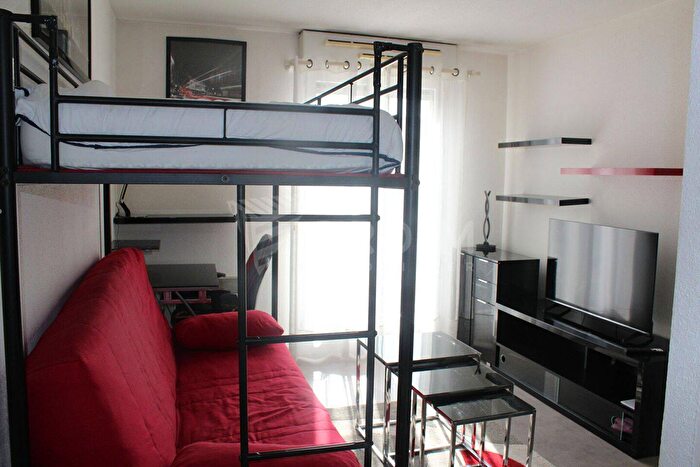 Saint Julien-Darnus, Auxerre - Appartement 1 pièce à louer