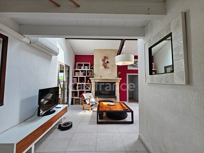 Maison à vendre - Le Taillan-Médoc - 6 pièces - 4 chambres