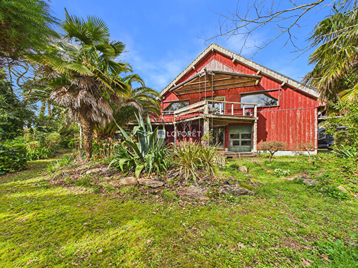 Maison à vendre - Plonéour-Lanvern - 5 pièces - 3 chambres