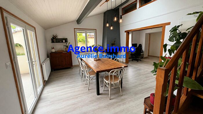 Maison 6 pièces à vendre à Veauche