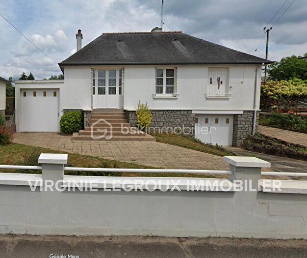 Maison 5 pièces à vendre à Saint-Pierre-la-Cour