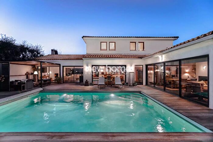 Maison à vendre - Les Adrets-de-lEstérel - 7 pièces - 6 chambres