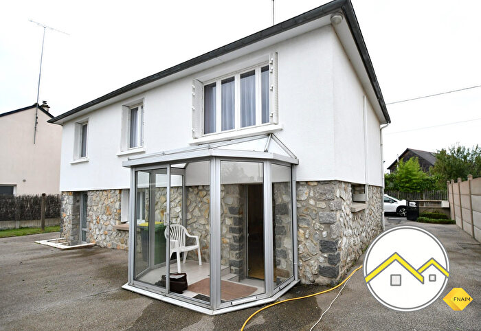 Maison à vendre - Châteaubriant, La Ville aux Roses - 8 pièces - 4 chambres